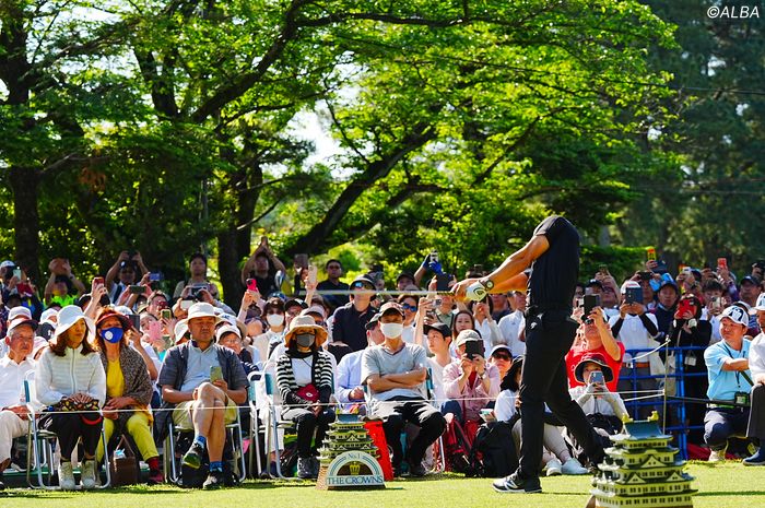 中日クラウンズ 2024 ライブフォト ROUND4 JGTO 国内男子 photo-dZu537nj4I - ゴルフ総合サイト ALBA Net