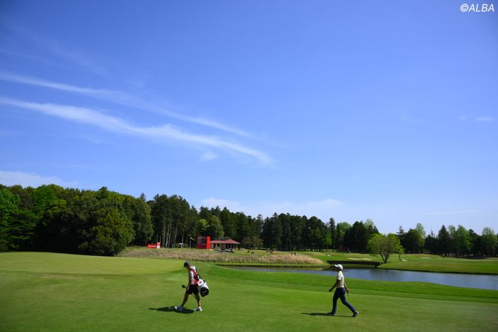 ISPS HANDA 欧州・日本どっちが勝つかトーナメント！ 2023 ライブフォト ROUND4 JGTO 国内男子 photo-q2waY5PURQ - ゴルフ総合サイト ALBA Net