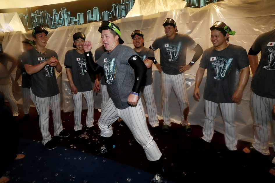 26年ぶり日本一 ベイスターズの牧秀悟がゴルフスイングを披露！ 面白パフォーマンスに抱腹絶倒間違いなし!? - ゴルフ総合サイト ALBA Net